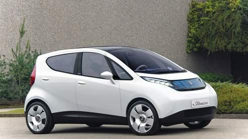 Bolloré : 40.000 véhicules électriques d'ici à 2013