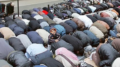 Le PS juge les prières de rue «inacceptables»