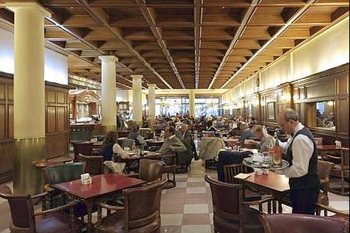 Le café de Saint-Ex ferme : émotion à Buenos Aires