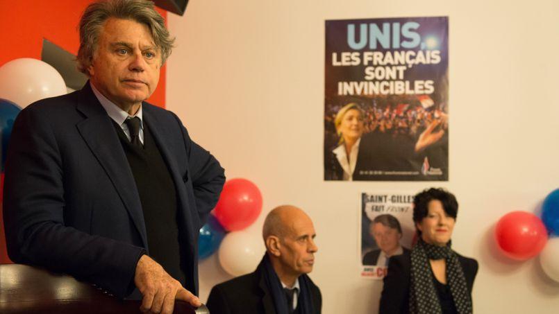 En campagne à Saint-Gilles, Gilbert Collard mise sur la sécurité