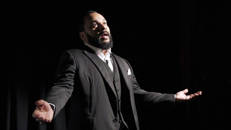 Dieudonné veut jouer un nouveau spectacle samedi après-midi à Paris