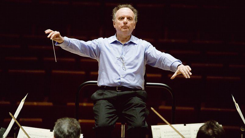 Marek Janowski impose sa direction