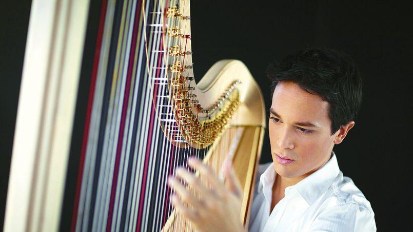 La harpe de concert en a -toujours- sous le pied