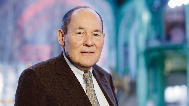 Ricol Lasteyrie dans la cour des grands