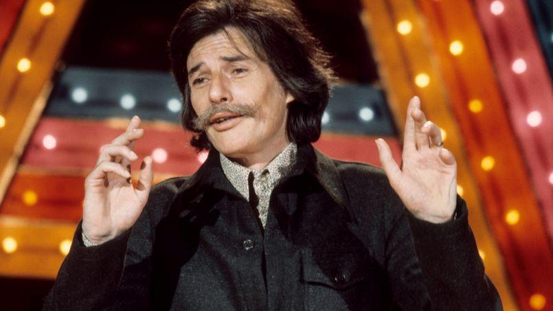 Jean Ferrat : Anne Hidalgo inaugure une place à son nom