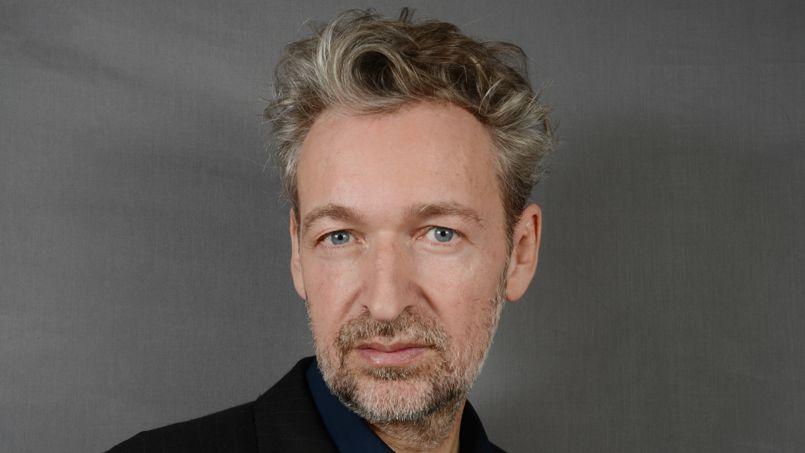 Éric Reinhardt enfin primé pour L'amour et les forêts