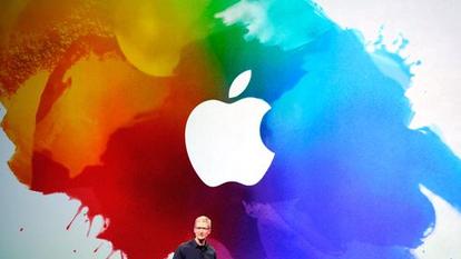 À la tête d'Apple, Tim Cook est le patron le mieux payé