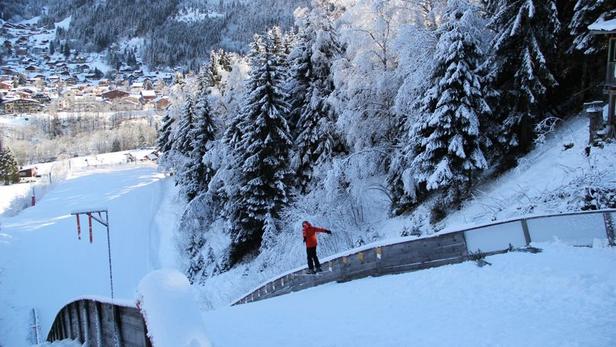 Osez le saut à ski chez Coline Mattel
