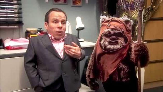 Star Wars VII : Warwick Davis alias l'Ewok Wicket de retour