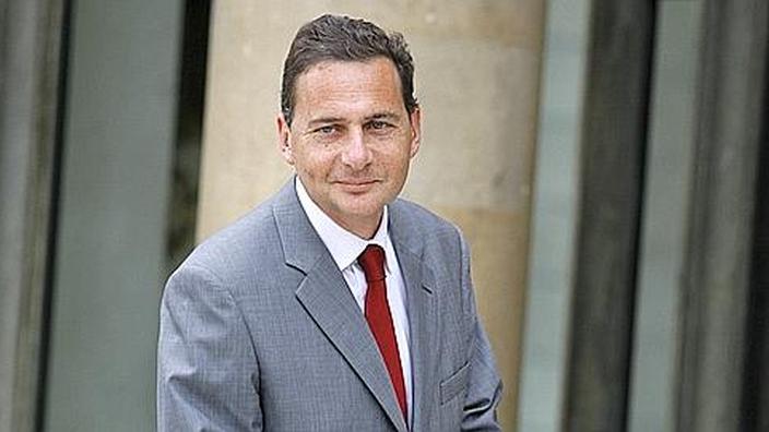 Éric Besson remet la TVA sociale en piste