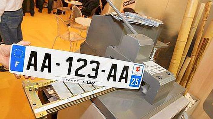 Le nouveau système d'immatriculation reporté
