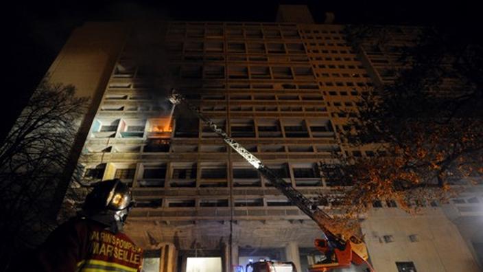 La Cité radieuse de Marseille théâtre d'un violent incendie