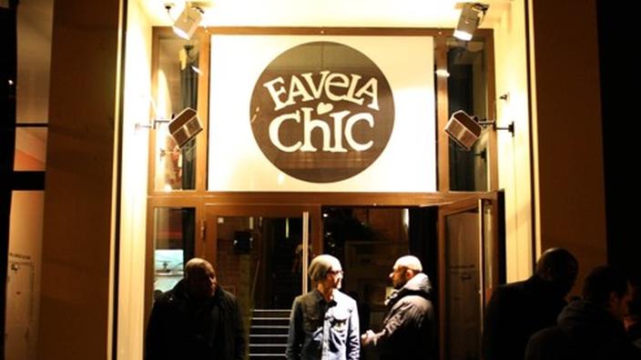 La Favela Chic change de peau