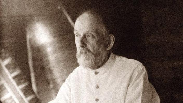 Mécaniques du ciel de Tom Bullough