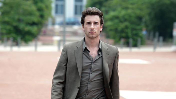 Julien Rochedy (FN) : «Nous lançons un mouvement de jeunes patriotes ...