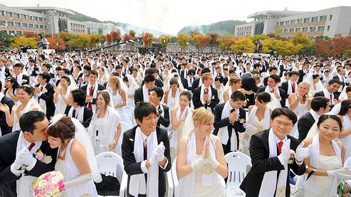 La secte Moon fait sa révolution en silence