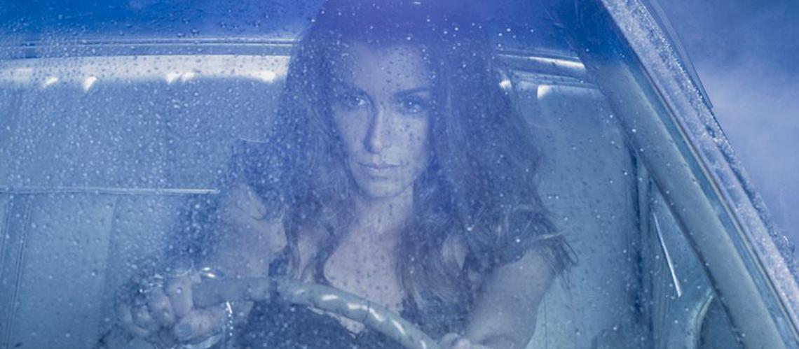 Vidéo – Jenifer se dévoile dans son “Paradis Secret”