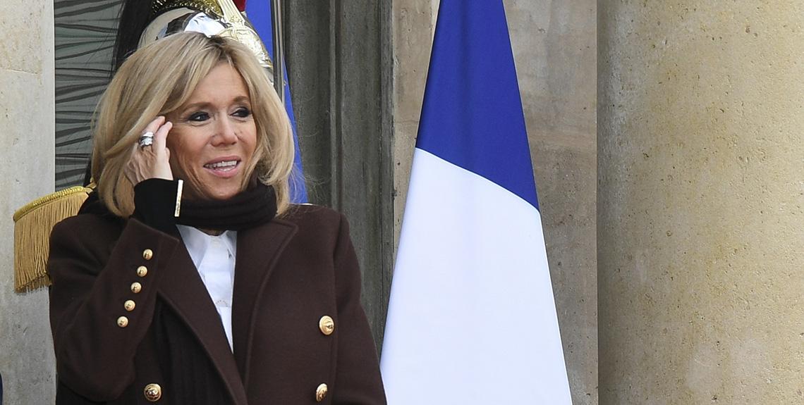 PHOTOS - Brigitte Macron époustouflante en Balmain pour un sommet ...