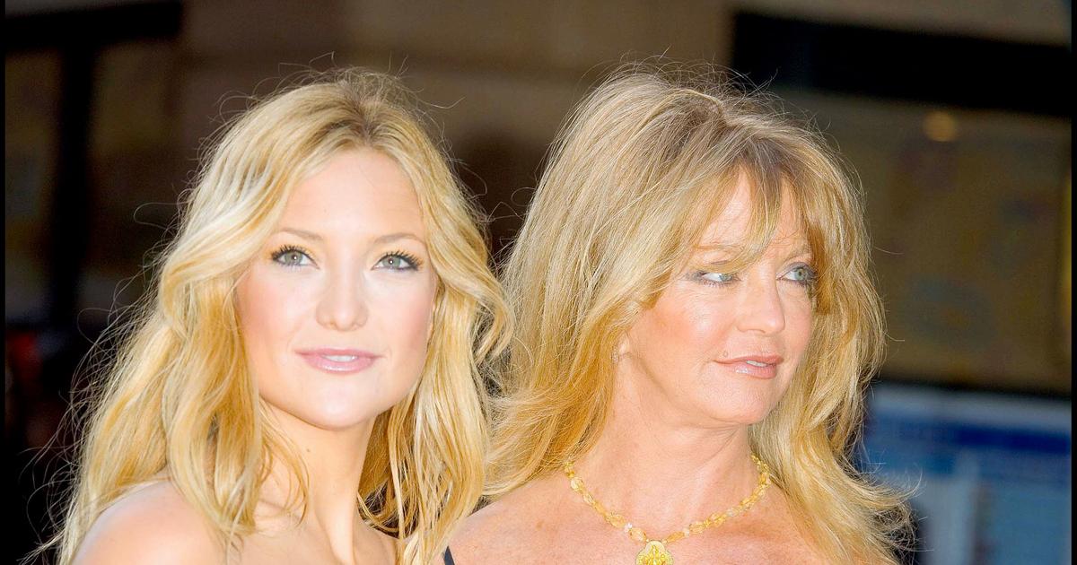 Photos - Carys Zeta-Douglas, Lily Rose Depp, Kaia Gerber, Ilona Smet ...