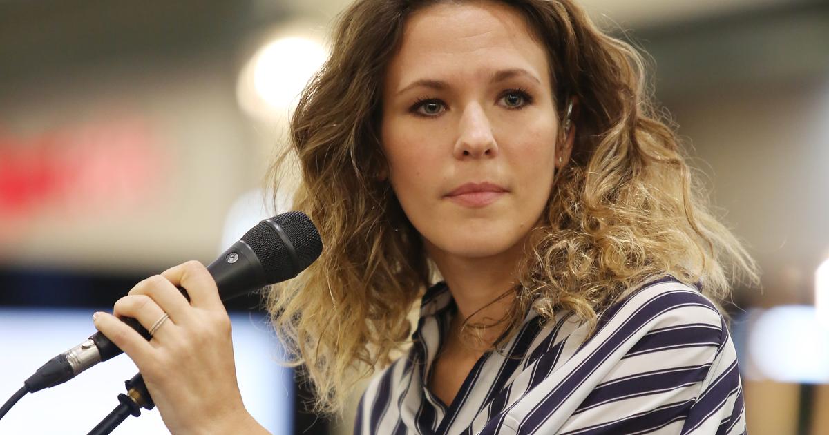 Lorie se confie sur son rôle de belle mère et ses difficultés avec son ex