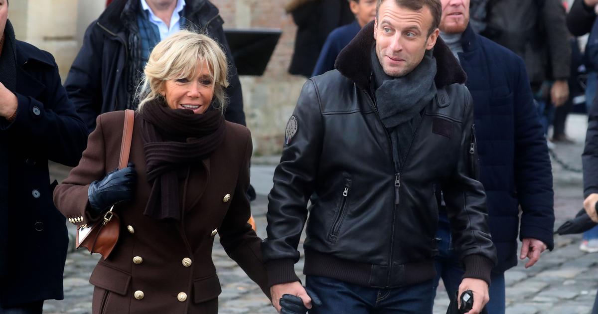 Brigitte Macron ne quitte plus son caban Balmain
