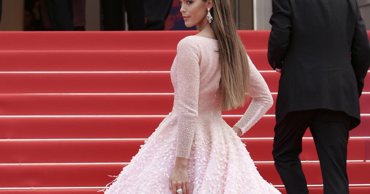PHOTOS - Quand Iris Mittenaere fait rêver la Croisette dans une robe de princesse