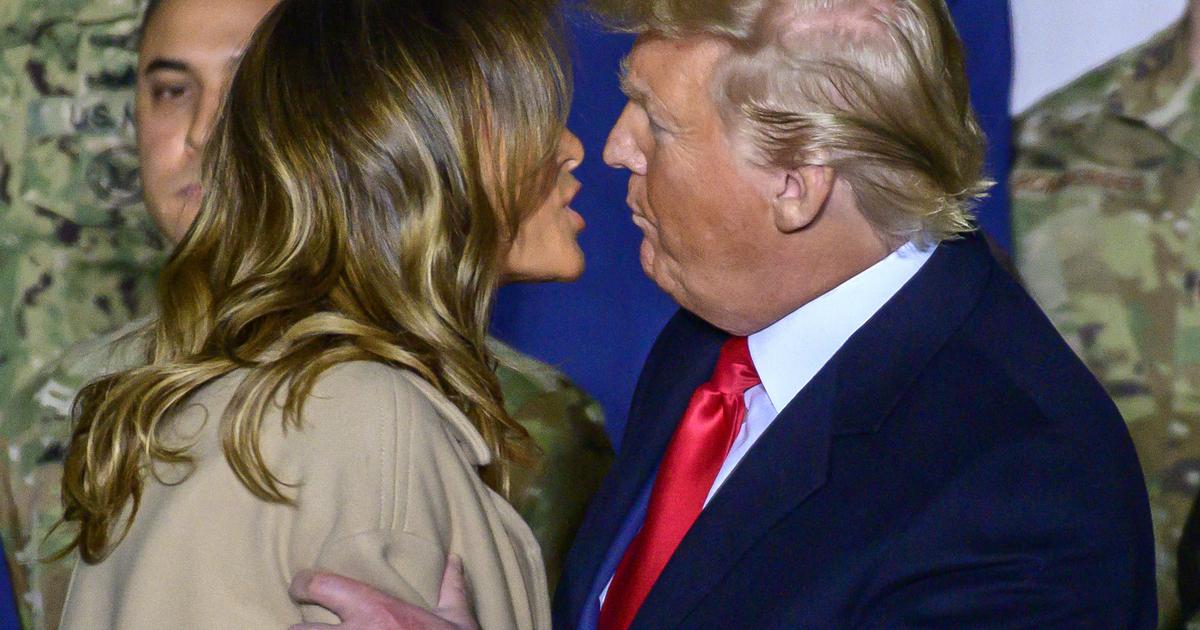 PHOTOS - Donald et Melania Trump échangent un (rare) baiser
