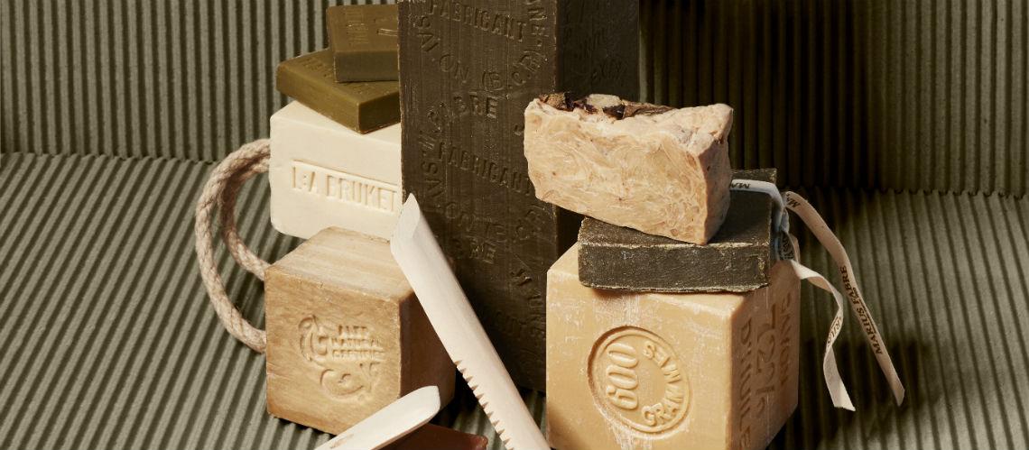Savon de Marseille, savon d'Alep, savon noir... lequel choisir selon ...