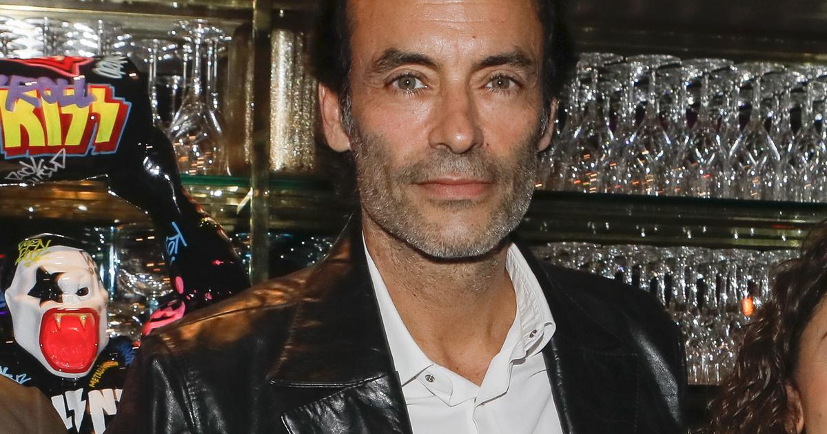 PHOTO - Anthony Delon et sa compagne Sveva Alviti réunis au théâtre : l ...