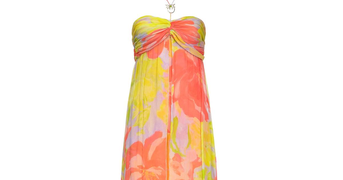 PHOTOS - Les robes à fleurs tendance de l'été 2020