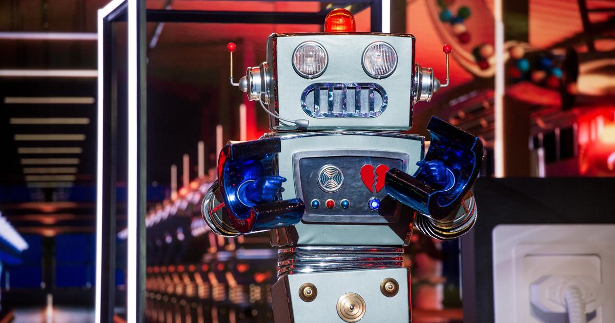 Mask Singer : qui est le robot ? Découvrez les indices