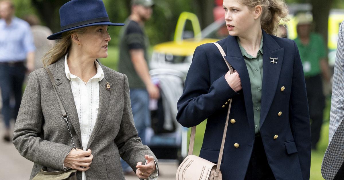 PHOTOS - Sophie de Wessex et Lady Louise profitent avec bonheur du ...