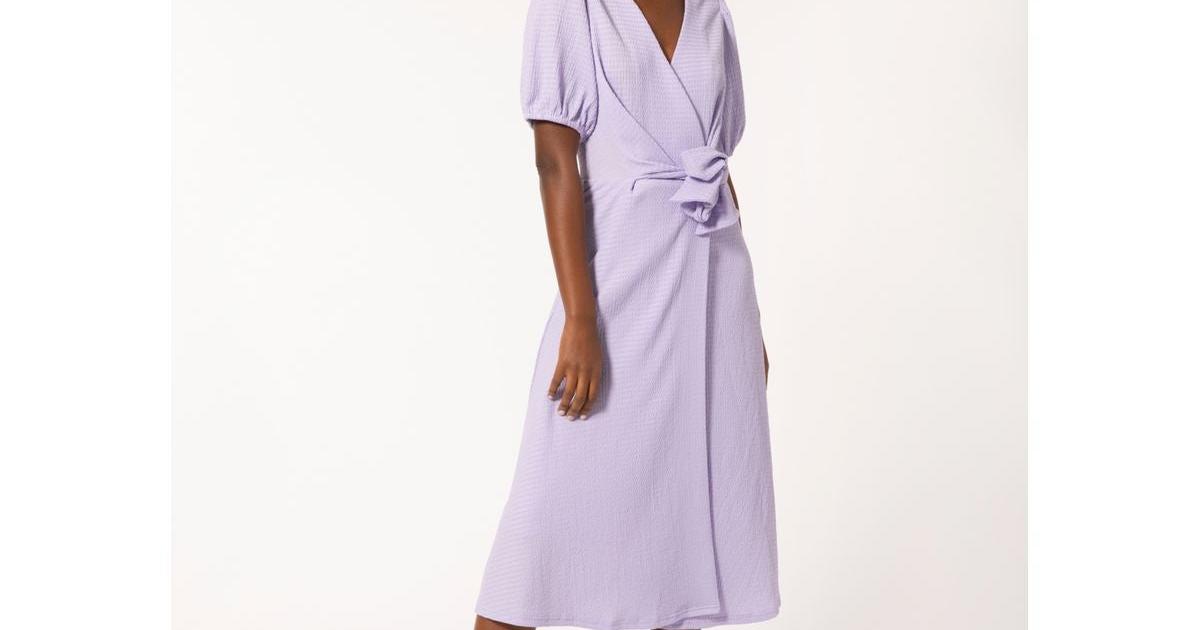 PHOTOS - Le mauve, couleur tendance Automne-Hiver 2021/2022