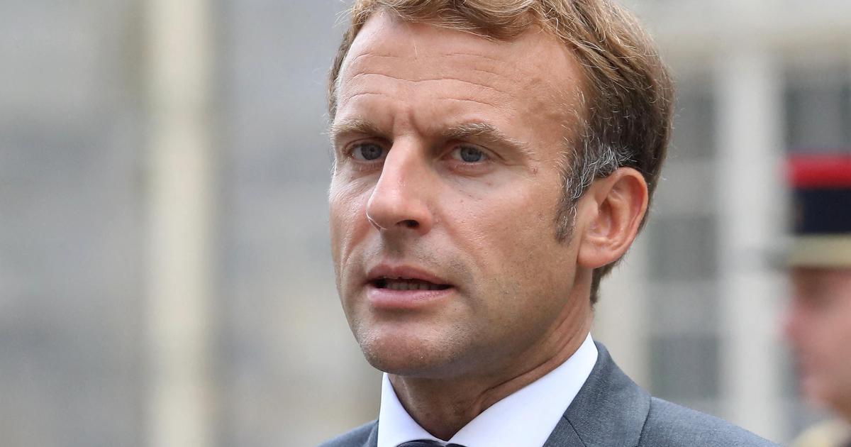 « Pas évident tous les jours » : Emmanuel Macron dans un costume trop ...