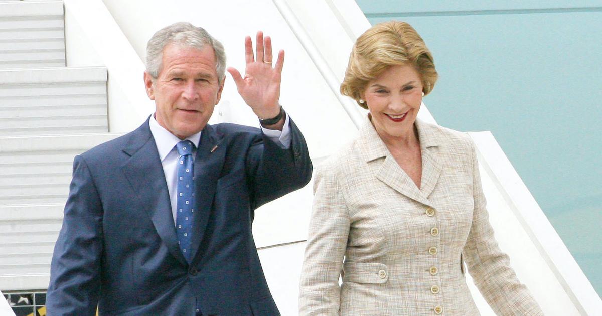 PHOTO - George W. Bush et sa femme Laura fiers de présenter leur petite ...