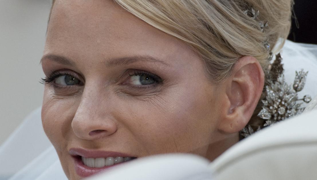 PHOTOS - Les plus belles parures de Charlene de Monaco