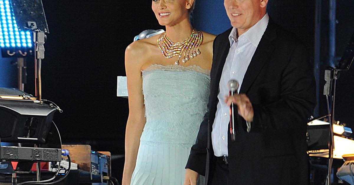 PHOTOS - Les plus belles parures de Charlene de Monaco