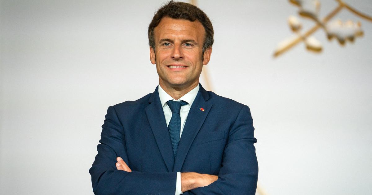 Emmanuel Macron barbu : ce cliché qui étonne la Toile