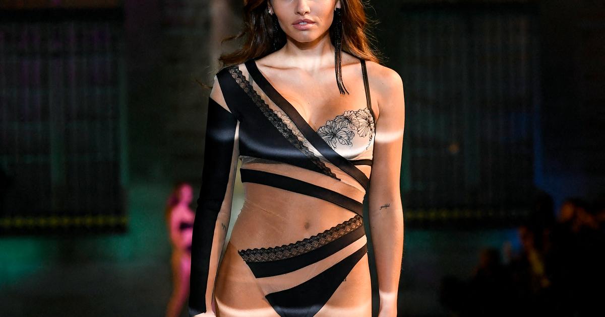 PHOTOS - Etam Live Show 2022 : Thylane Blondeau, Iris Mittenaere, Flora Coquerel, Alicia Aylies ...