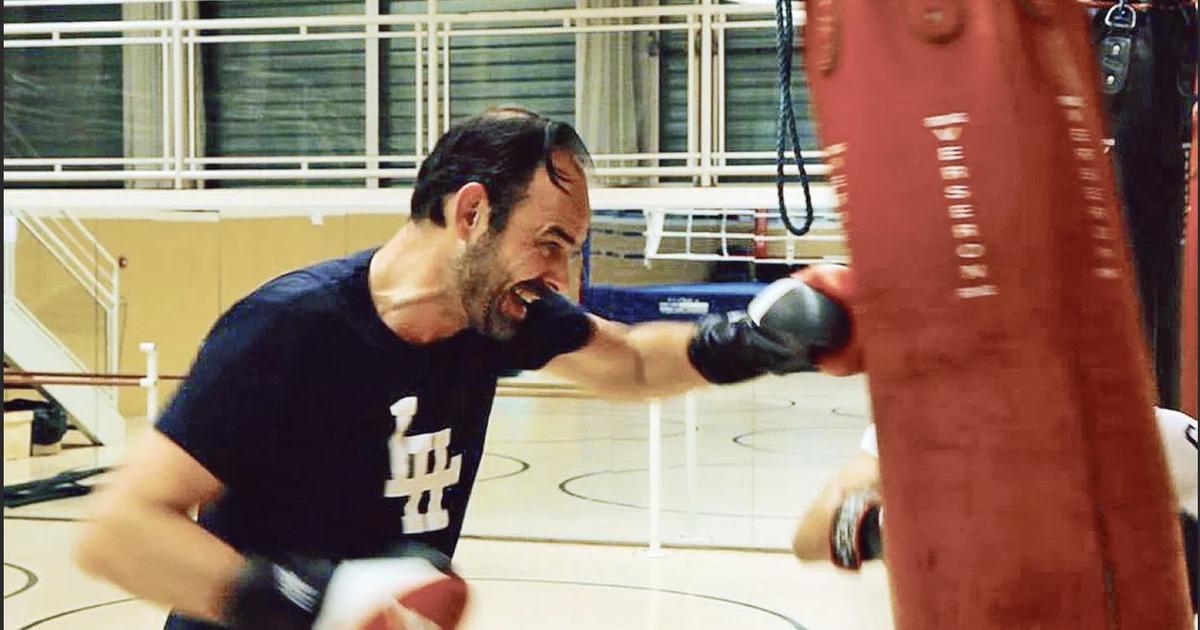 PHOTOS – Édouard Philippe : découvrez son évolution physique