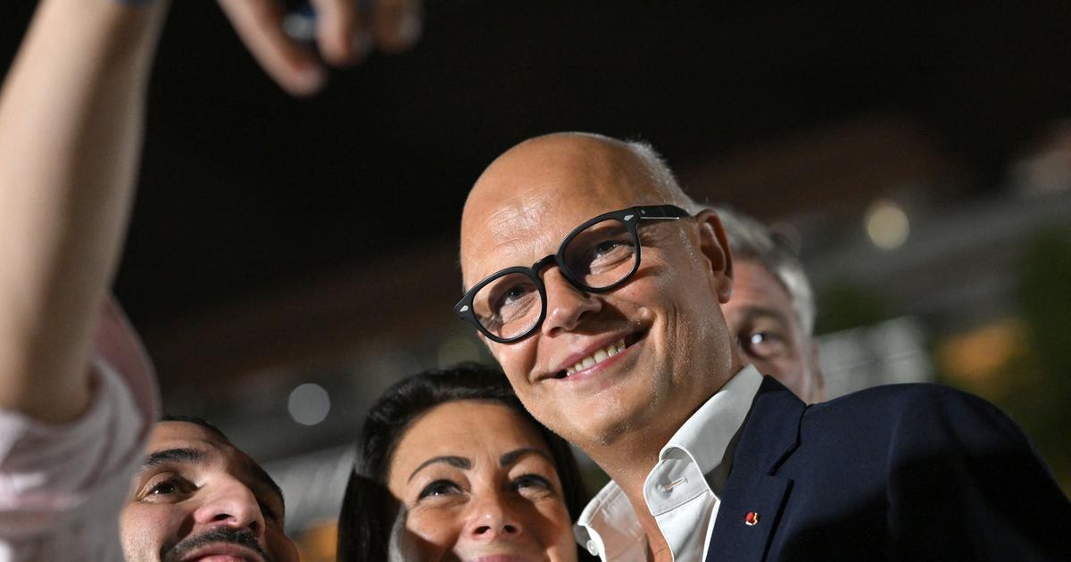 PHOTOS – Édouard Philippe : découvrez son évolution physique