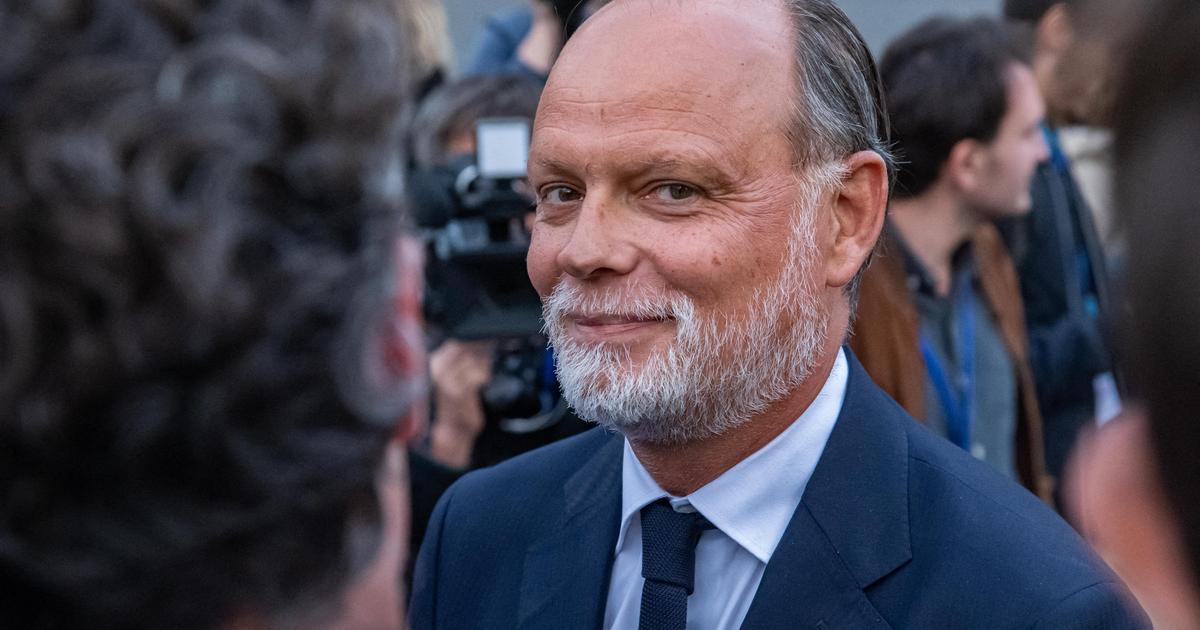 PHOTOS – Édouard Philippe : découvrez son évolution physique
