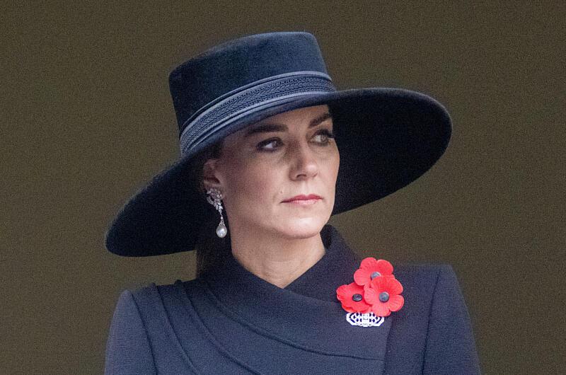 PHOTOS - Remembrance Sunday : la famille royale émue pour cette ...