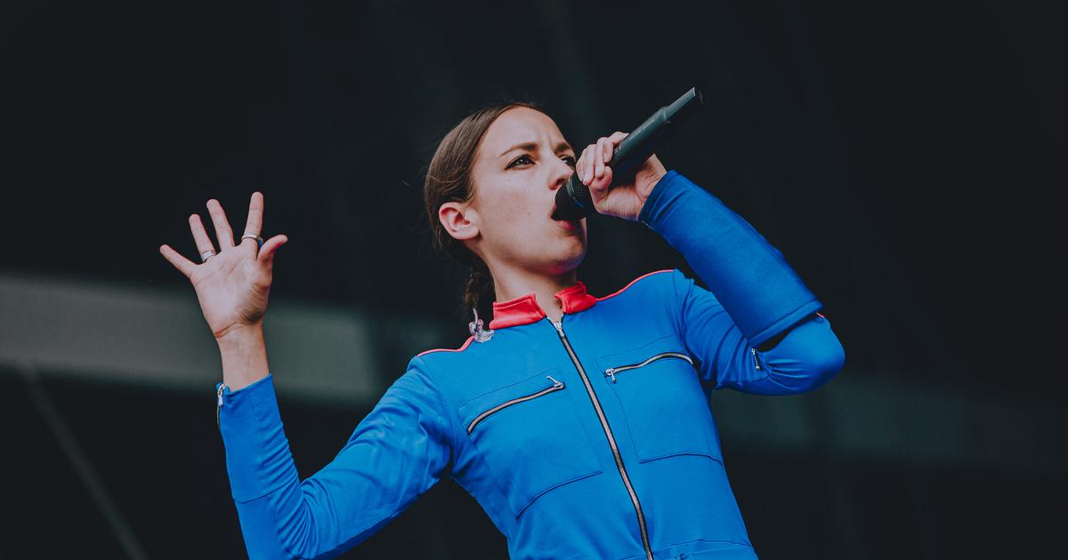 La chanteuse Jain évoque son break de quatre ans : “J’avais besoin de…”