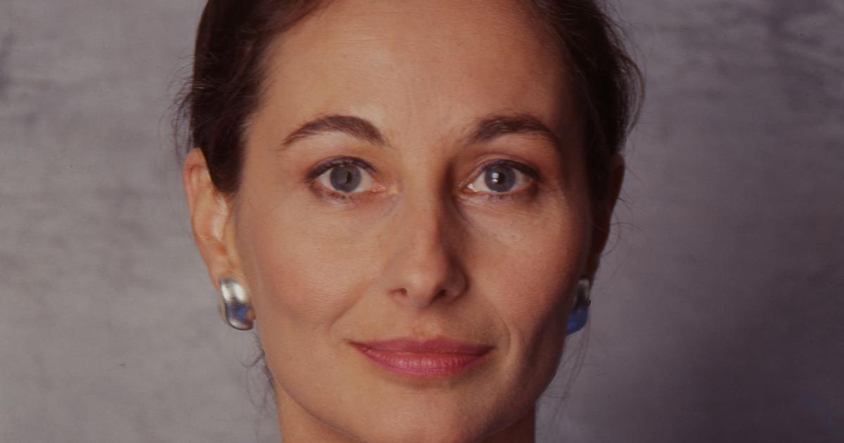 PHOTOS - Ségolène Royal : découvrez son évolution physique en 30 clichés