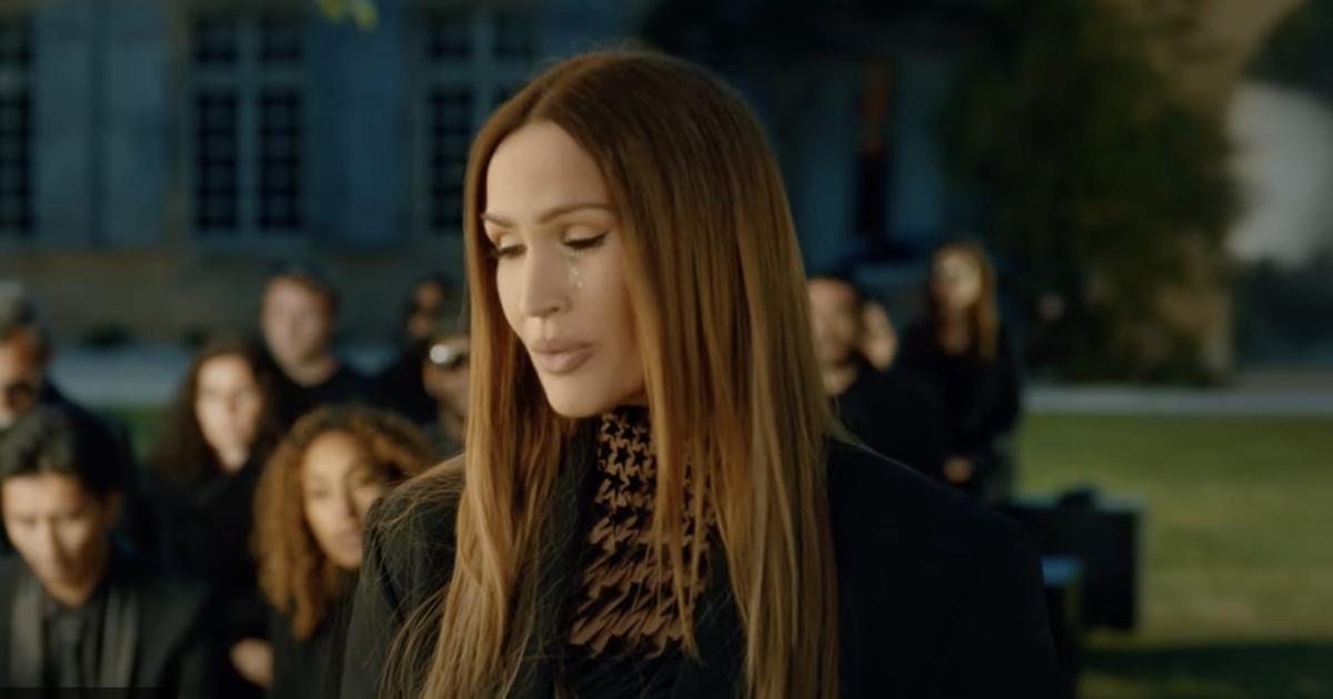 Vitaa met en scène son enterrement en vidéo : ses fans sous le choc Vitaa met en scène son enterrement en vidéo : ses fans sous le choc