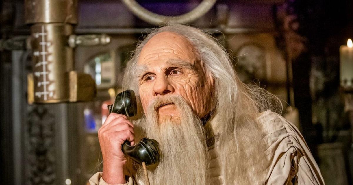 PHOTO - Fort Boyard : à quoi ressemble le Père Fouras dans la vraie vie