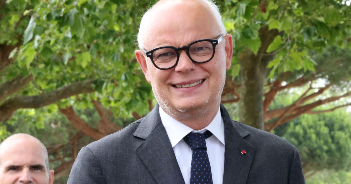 Édouard Philippe et sa femme Édith Chabre : à quoi ressemblent leurs ...