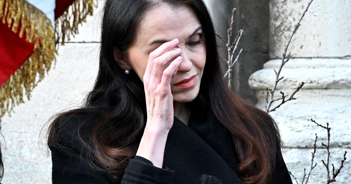 PHOTOS - Obsèques de Guy Marchand : son fils Jules et sa famille réunis ...