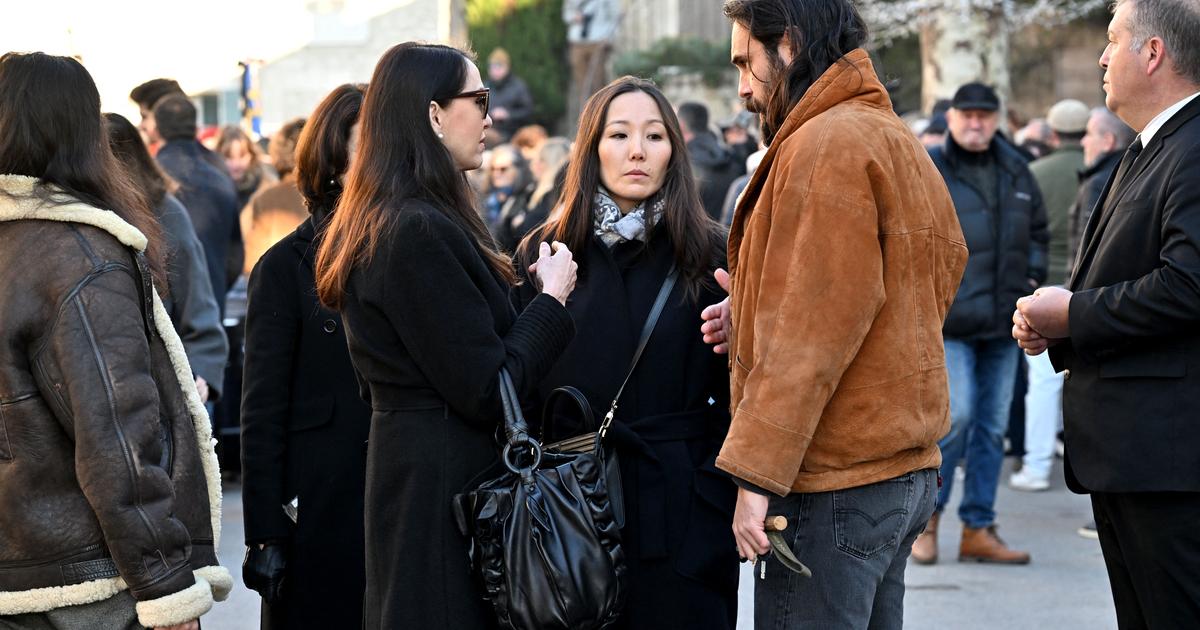 PHOTOS - Obsèques de Guy Marchand : son fils Jules et sa famille réunis ...